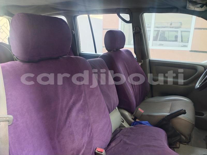 Buy used toyota land cruiser prado white car in djibouti city in east ...